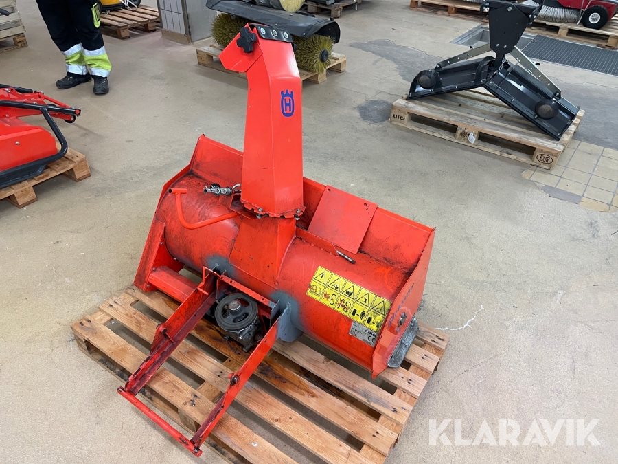 Klaravik Auktioner | Snöslunga Husqvarna L1001