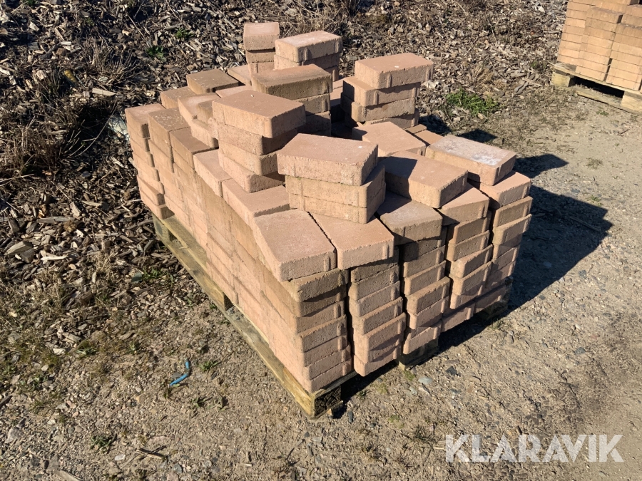 Marksten 210x140x50, Tomelilla, Klaravik auktioner