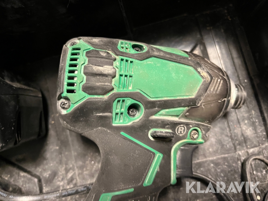 Mutterdragare Hikoki, Nynäshamn, Klaravik auktioner