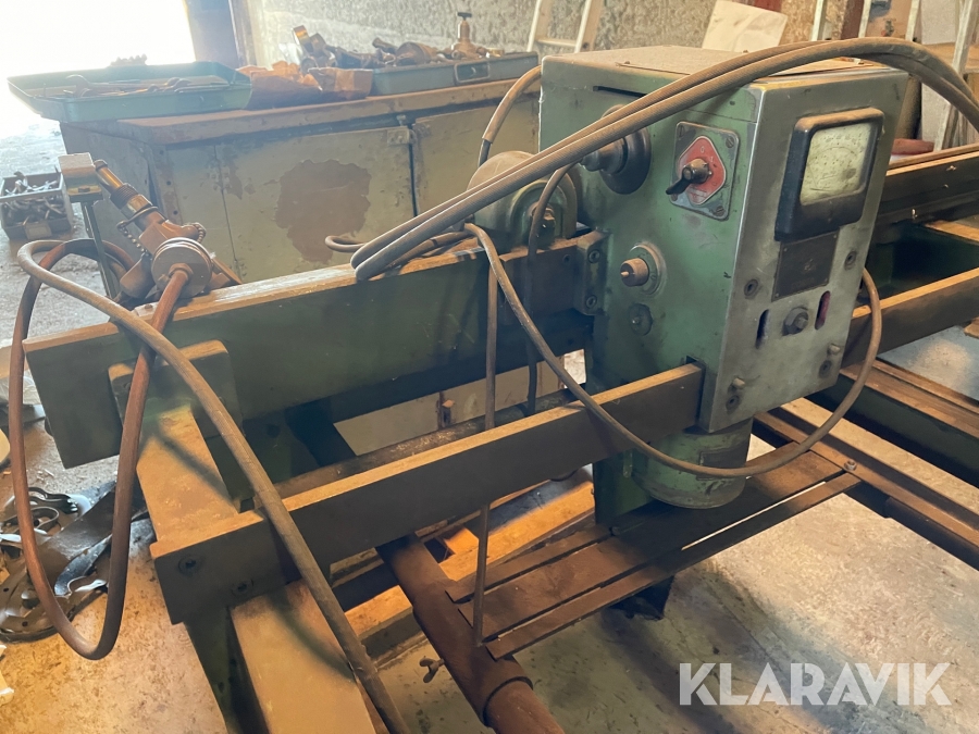 Klaravik Auktioner | Gasskärmaskin Adolf Messer