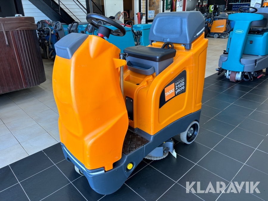 Åkbar skurmaskin Taski Swingo 2100, Mjölby, Klaravik auktion