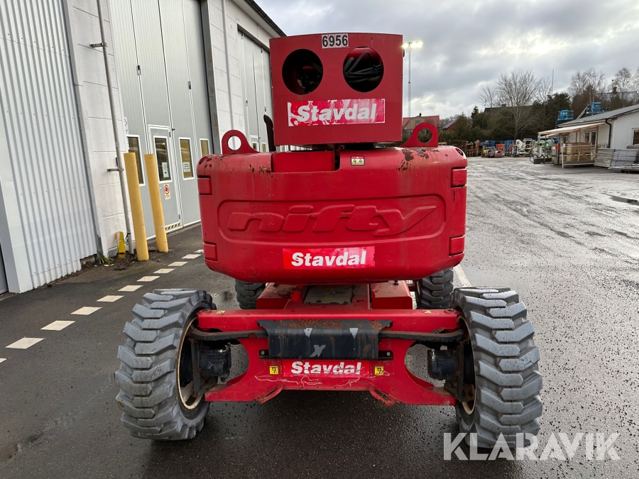 Vikbomslift Nifty HR17 4AW, Svalöv, Klaravik auktioner