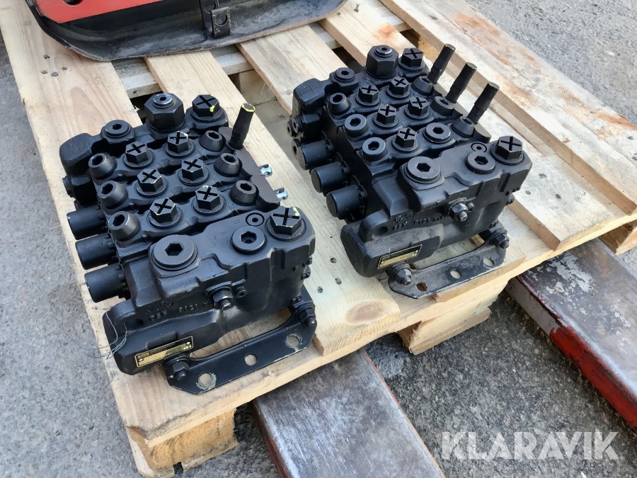 Ventilpaket Två styck Parker L90LS Oanvända