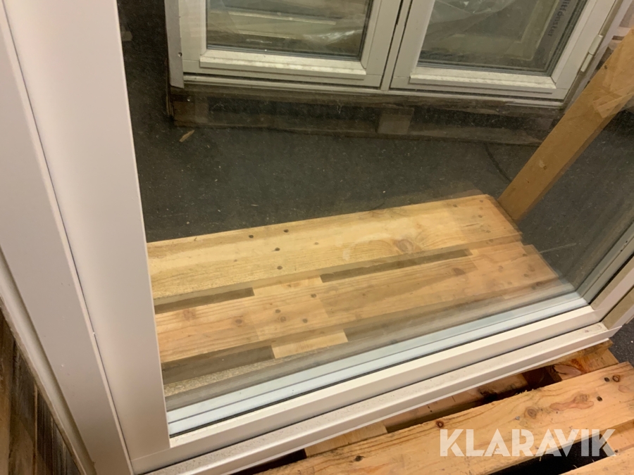 Altandörr Elitfönster, Vindeln, Klaravik auktioner