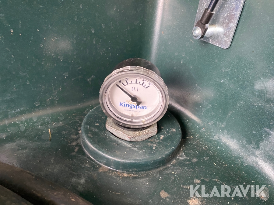 Klaravik Auktioner | Transporttank Titan truckmaster 430 liter