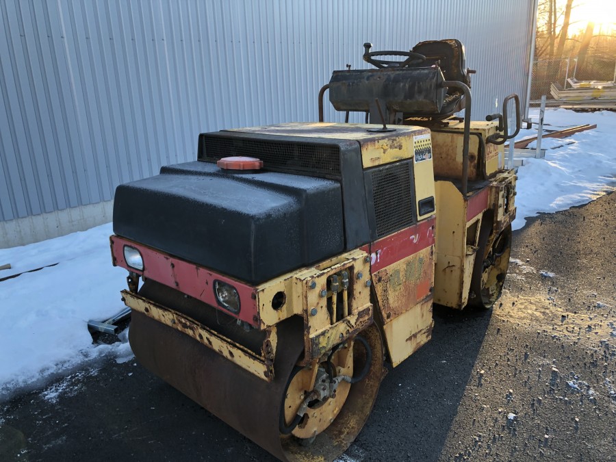 Klaravik Auktioner | Asfaltvält / vibrationsvält DYNAPAC CC101