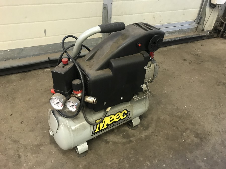 Klaravik Auktioner | Kompressor 8 liter