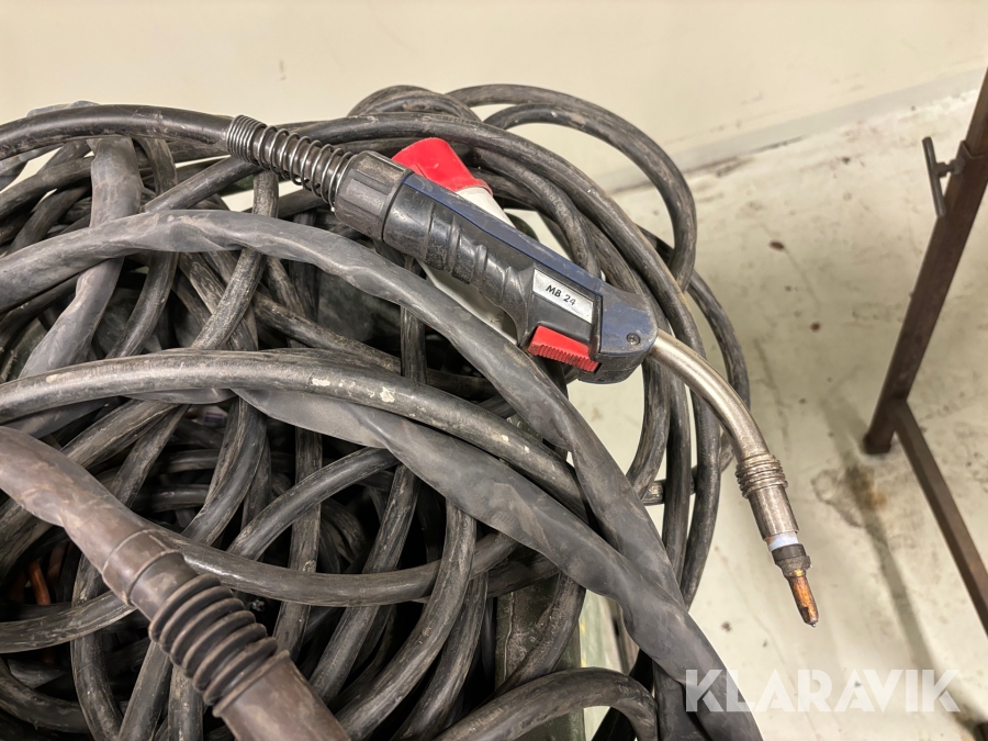 Diverse kablar och handtag för svets, Stockholm, Klaravik au