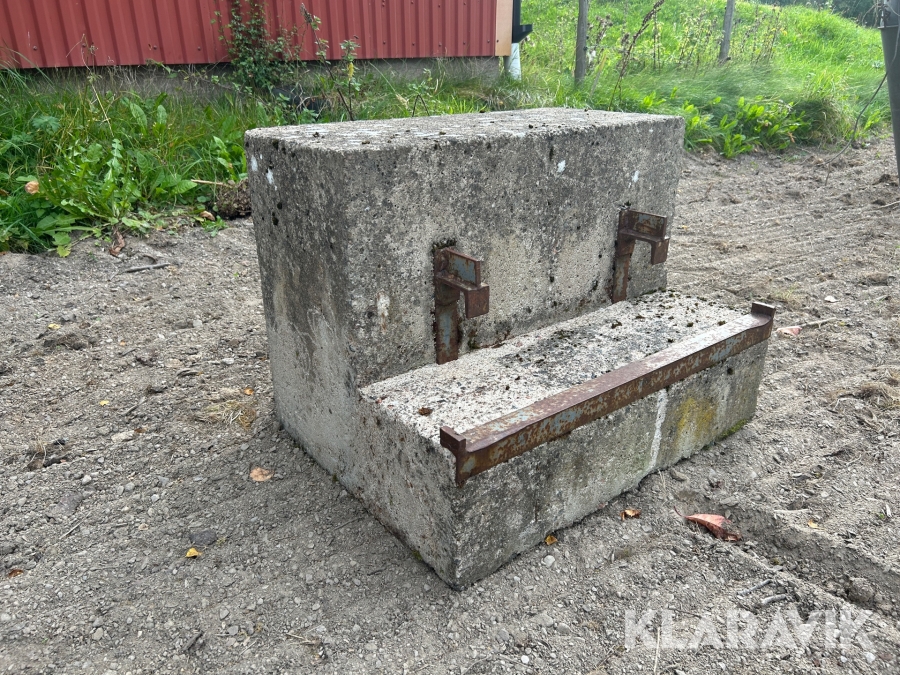 Motvikt, Vara, Klaravik auktioner