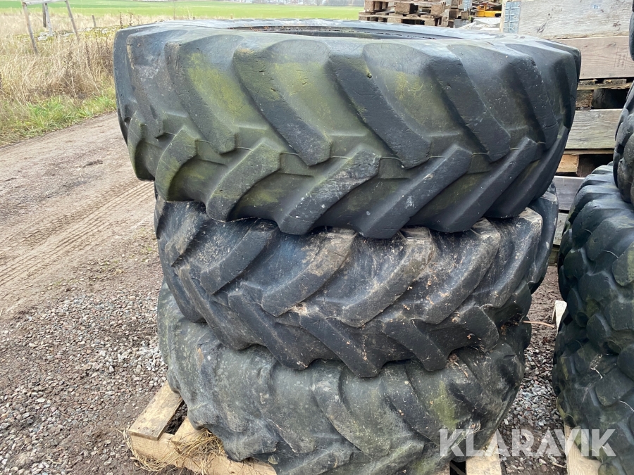 Traktordäck Good Year 440/80 R28 3st
