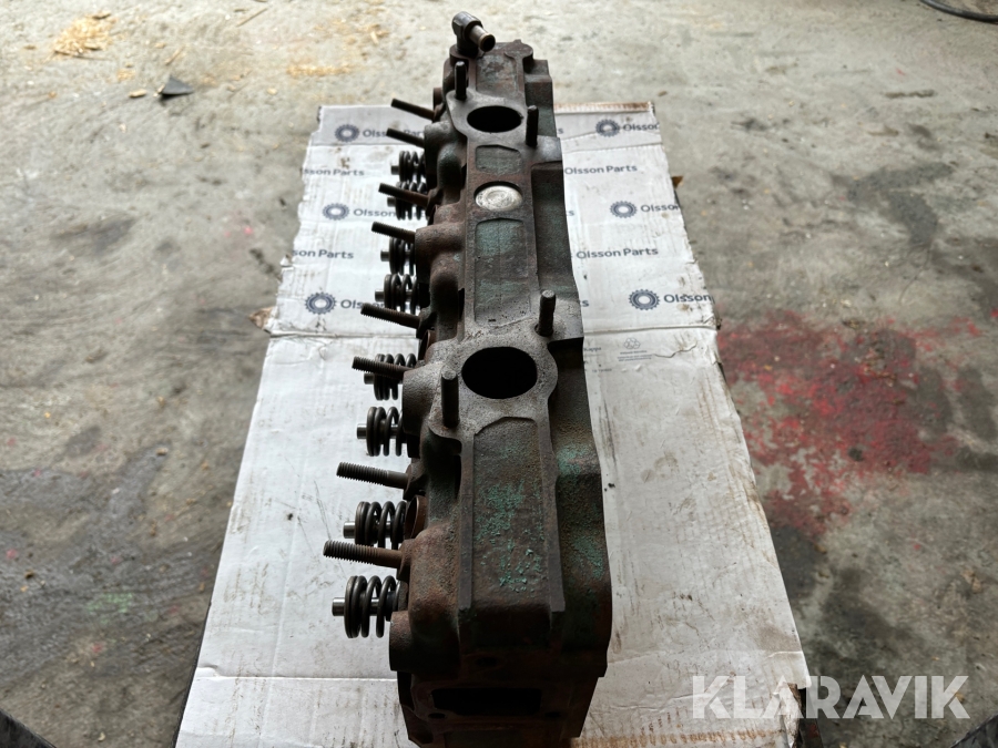 Topplock Volvo BM D42, Grästorp, Klaravik auktioner
