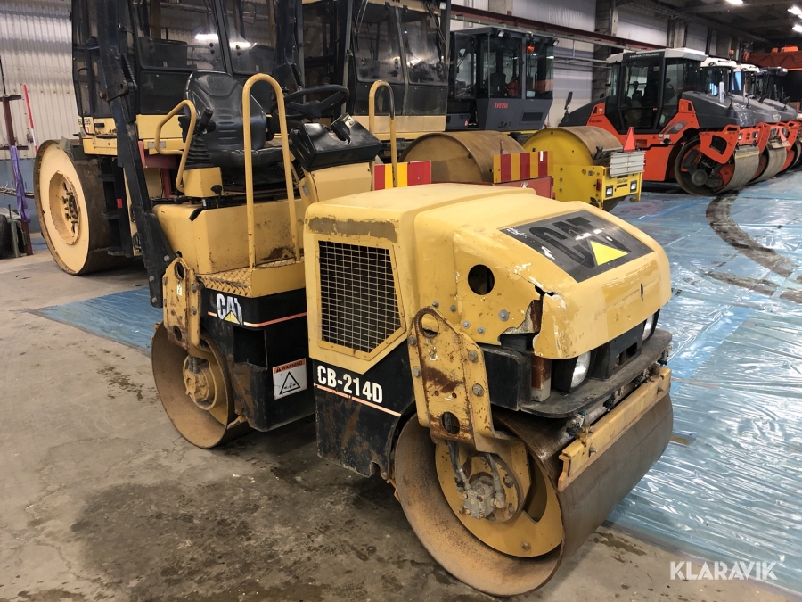 Vält Caterpillar CB-214D