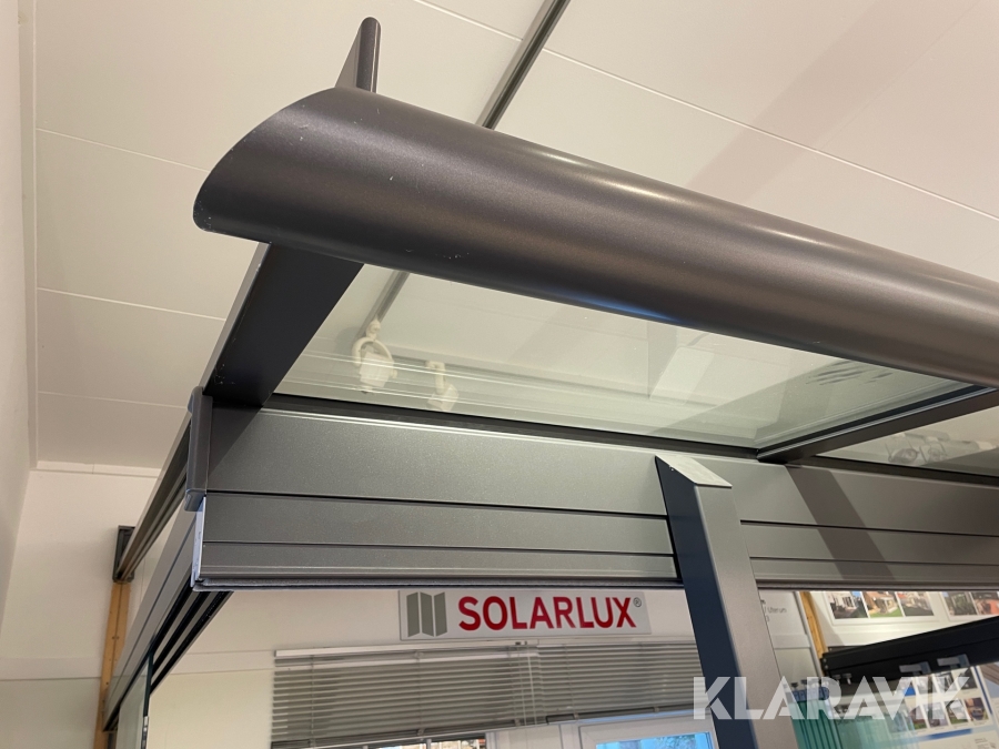 Uterum Solarlux Atrium Sommar med glastak